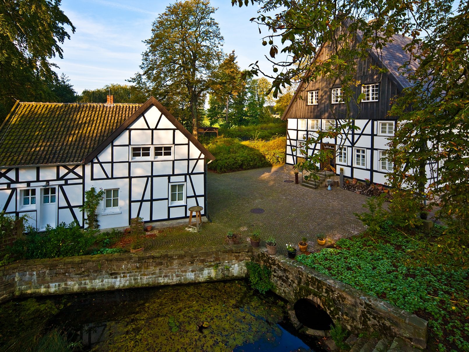 Holzwickede: Emscherquellhof - eglv